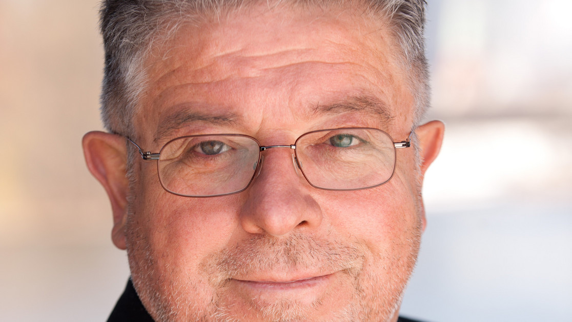 Fragen an Dr. Walter Schwertl